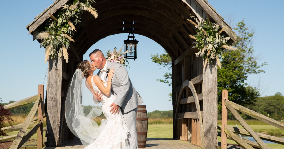 Tyler & Jess | Delaware Seaside Bride